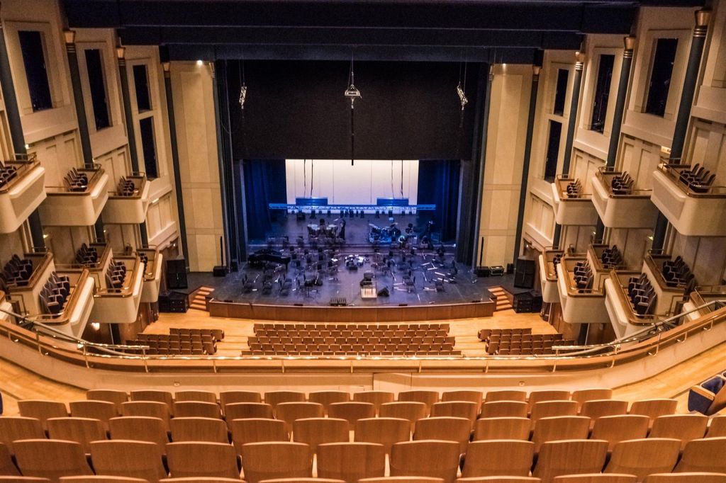 K-array - Long K-array Line Arrays Installed in Greek Concert Hall