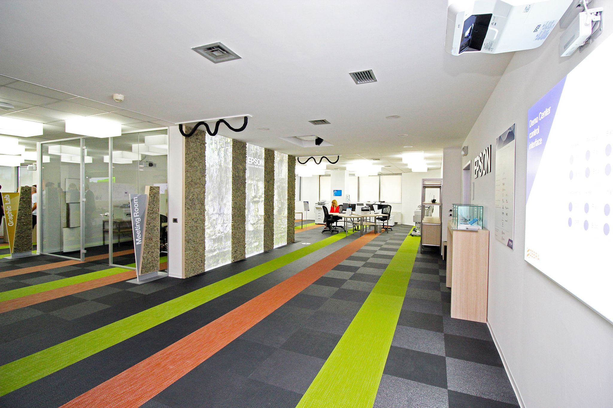 K-array - Epson Demo Center Uses Audio to Ensure Authenticity