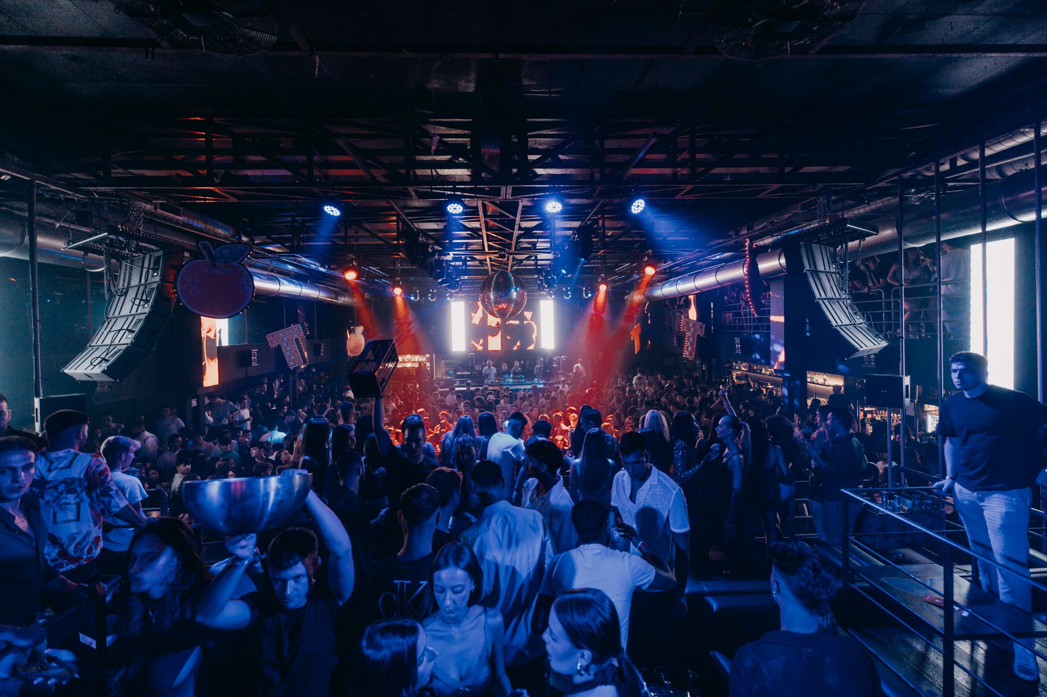 K-array - The Ultimate Guide to Nightclub Sound Systems