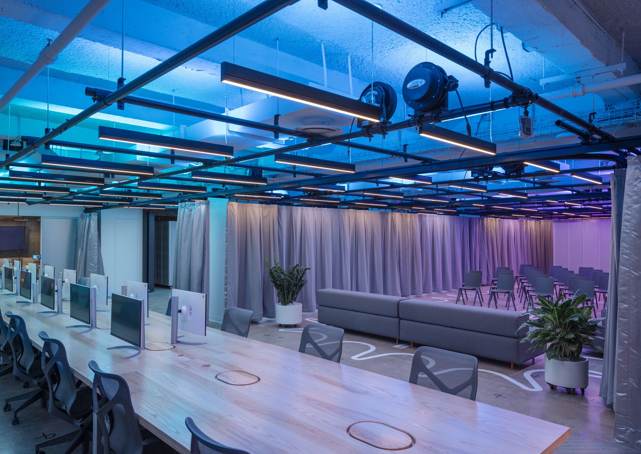 K-array - TAD Associates craft the ultimate flexible working space with ...